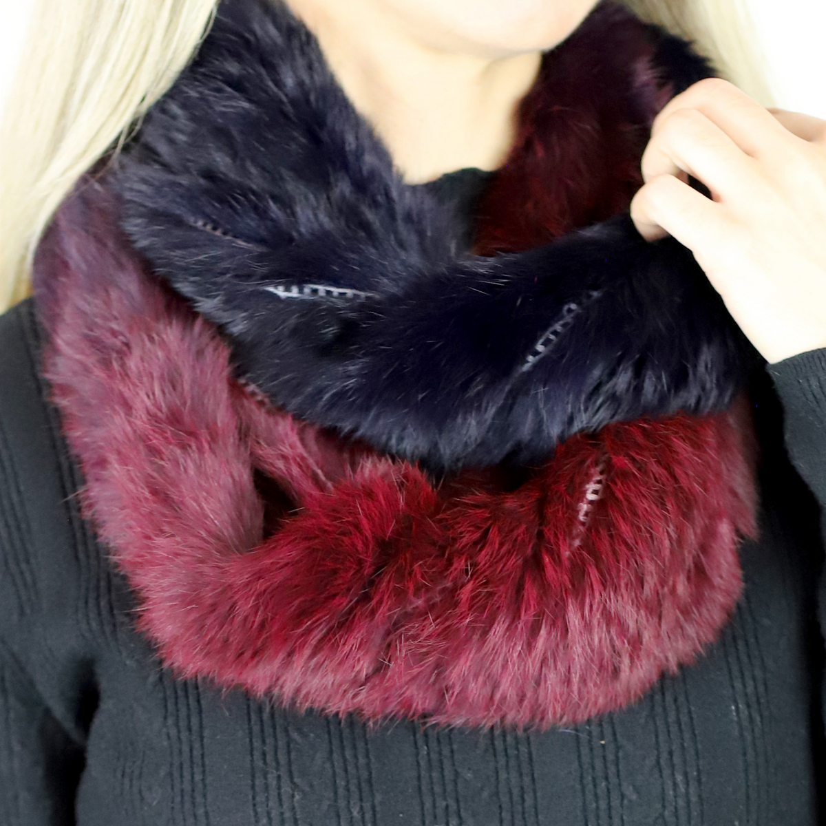 Infinity Cozy Fur Muffler - Navy/Wine | La Fiorentina