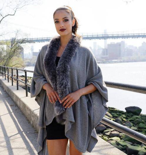 Wool Wrap with Fur Trim | La Fiorentina